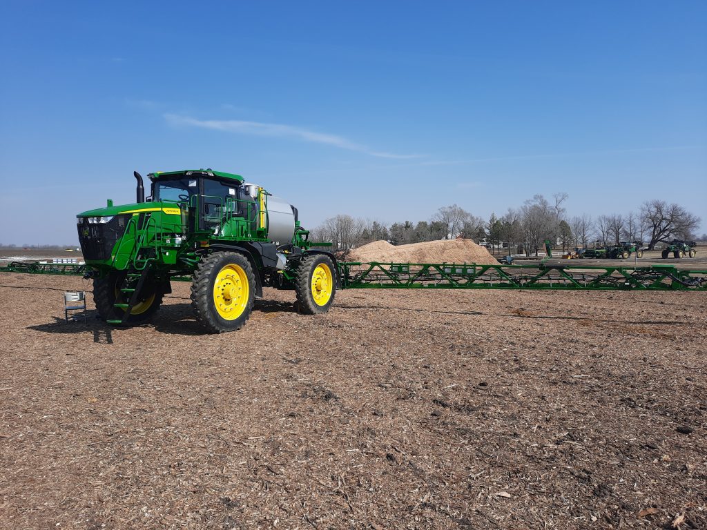 John Deere’s See & Spray™ ready to revolutionize spraying for the ...